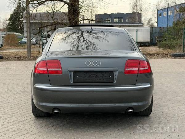 Grey Audi A8 2010 in Riga, with an engine capacity of 3.00 L and mileage of 0 thousand km for 6990 €, photo 10 on AUTOMOTO.COM.LV