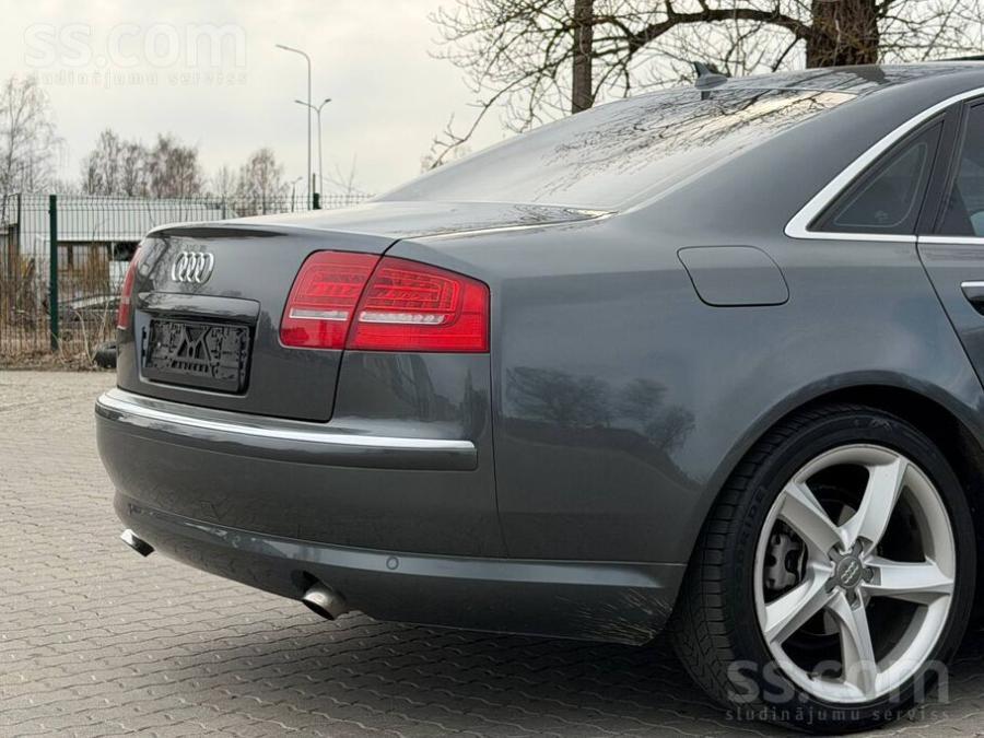 Grey Audi A8 2010 in Riga, with an engine capacity of 3.00 L and mileage of 0 thousand km for 6990 €, photo 14 on AUTOMOTO.COM.LV