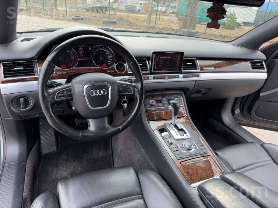 Grey Audi A8 2010 in Riga, with an engine capacity of 3.00 L and mileage of 0 thousand km for 6990 €, photo 16 on AUTOMOTO.COM.LV