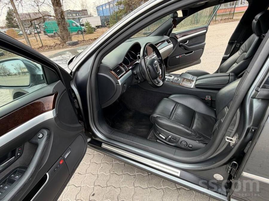 Grey Audi A8 2010 in Riga, with an engine capacity of 3.00 L and mileage of 0 thousand km for 6990 €, photo 19 on AUTOMOTO.COM.LV
