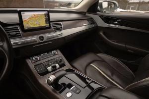 Pelēks Audi A8 2010 Jelgava, ar dzinēja tilpumu 4.20 L un nobraukumu 300 tūkst. km par 12900 €, foto 13 vietnē AUTOMOTO.COM.LV