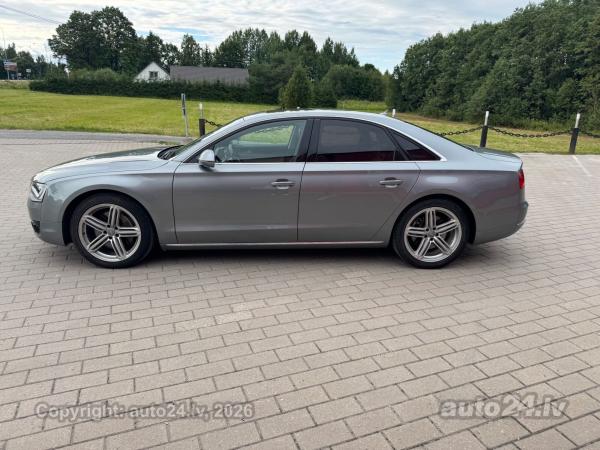 Grey Audi A8 2010 in Jogeva, with an engine capacity of 4.10 L and mileage of 345 thousand km for 11900 €, photo 5 on AUTOMOTO.COM.LV