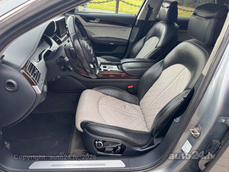 Pelēks Audi A8 2010 Jegeva, ar dzinēja tilpumu 4.10 L un nobraukumu 345 tūkst. km par 11900 €, foto 11 vietnē AUTOMOTO.COM.LV
