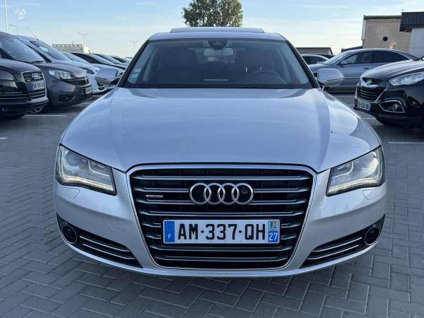 Grey Audi A8 2010 in Taurage, with an engine capacity of 4.13 L and mileage of 243 thousand km for 9100 €, photo 2 on AUTOMOTO.COM.LV