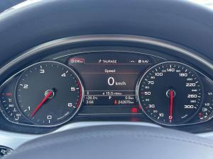 Grey Audi A8 2010 in Taurage, with an engine capacity of 4.13 L and mileage of 243 thousand km for 9100 €, photo 18 on AUTOMOTO.COM.LV