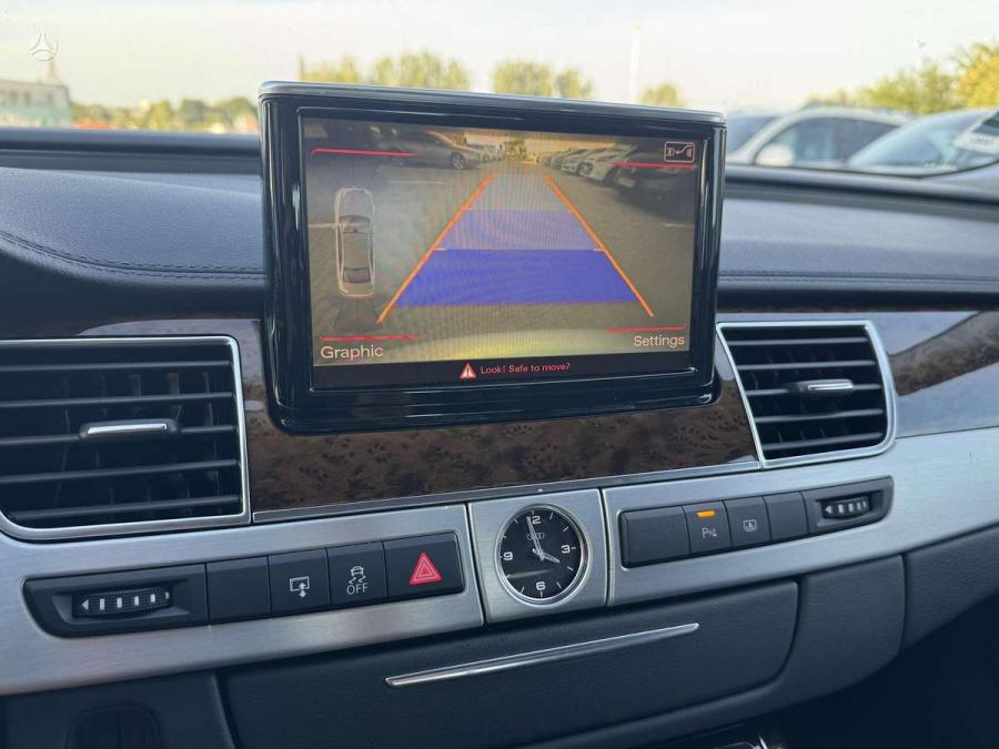Grey Audi A8 2010 in Taurage, with an engine capacity of 4.13 L and mileage of 243 thousand km for 9100 €, photo 20 on AUTOMOTO.COM.LV