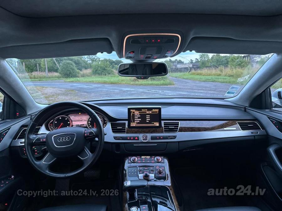 Pelēks Audi A8 2010 Tallina, ar dzinēja tilpumu 4.20 L un nobraukumu 243 tūkst. km par 11399 €, foto 5 vietnē AUTOMOTO.COM.LV