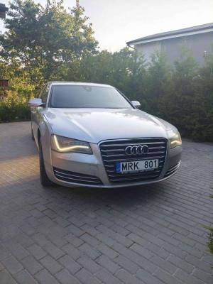 Grey Audi A8 2011 in Vilnius, with an engine capacity of 4.16 L and mileage of 305 thousand km for 7250 €, photo 5 on AUTOMOTO.COM.LV