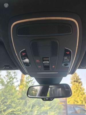 Grey Audi A8 2011 in Vilnius, with an engine capacity of 4.16 L and mileage of 305 thousand km for 7250 €, photo 16 on AUTOMOTO.COM.LV
