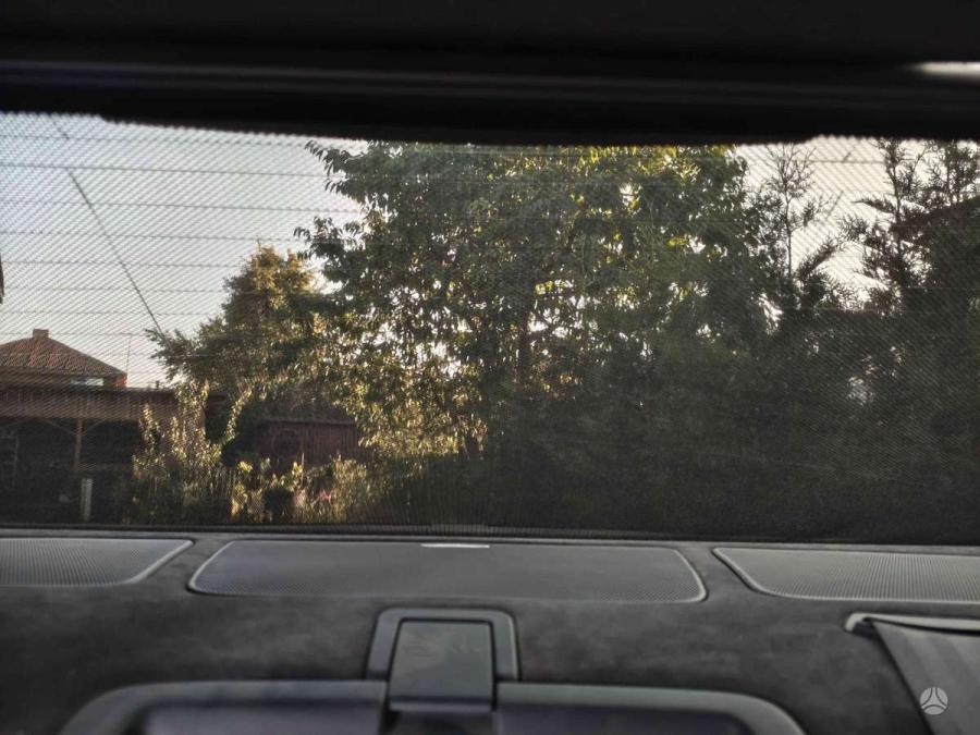 Grey Audi A8 2011 in Vilnius, with an engine capacity of 4.16 L and mileage of 305 thousand km for 7250 €, photo 26 on AUTOMOTO.COM.LV