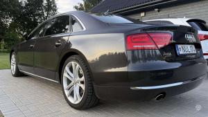 Grey Audi A8 2011 in Siauliai, with an engine capacity of 3.00 L and mileage of 430 thousand km for 9500 €, photo 5 on AUTOMOTO.COM.LV