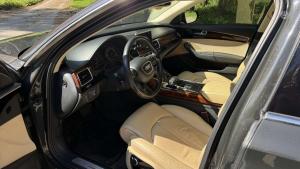 Grey Audi A8 2011 in Siauliai, with an engine capacity of 3.00 L and mileage of 430 thousand km for 9500 €, photo 14 on AUTOMOTO.COM.LV