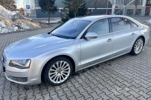 Grey Audi A8 2011 in Riga, with an engine capacity of 6.30 L and mileage of 0 thousand km for 10499 €, photo 25 on AUTOMOTO.COM.LV