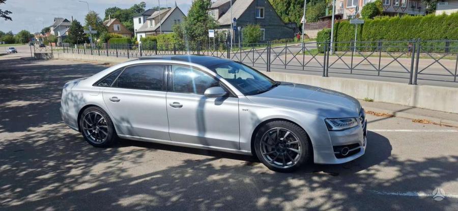 Grey Audi A8 2012 in Telschi, with an engine capacity of 4.16 L and mileage of 250 thousand km for 13000 €, photo 5 on AUTOMOTO.COM.LV