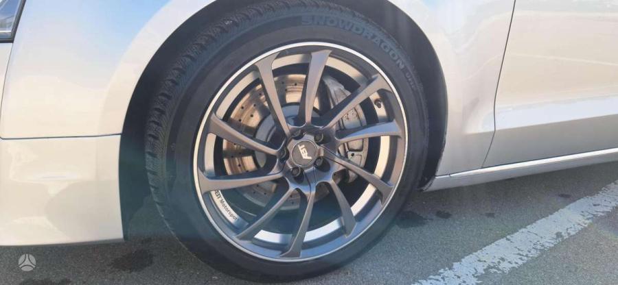 Grey Audi A8 2012 in Telschi, with an engine capacity of 4.16 L and mileage of 250 thousand km for 13000 €, photo 9 on AUTOMOTO.COM.LV