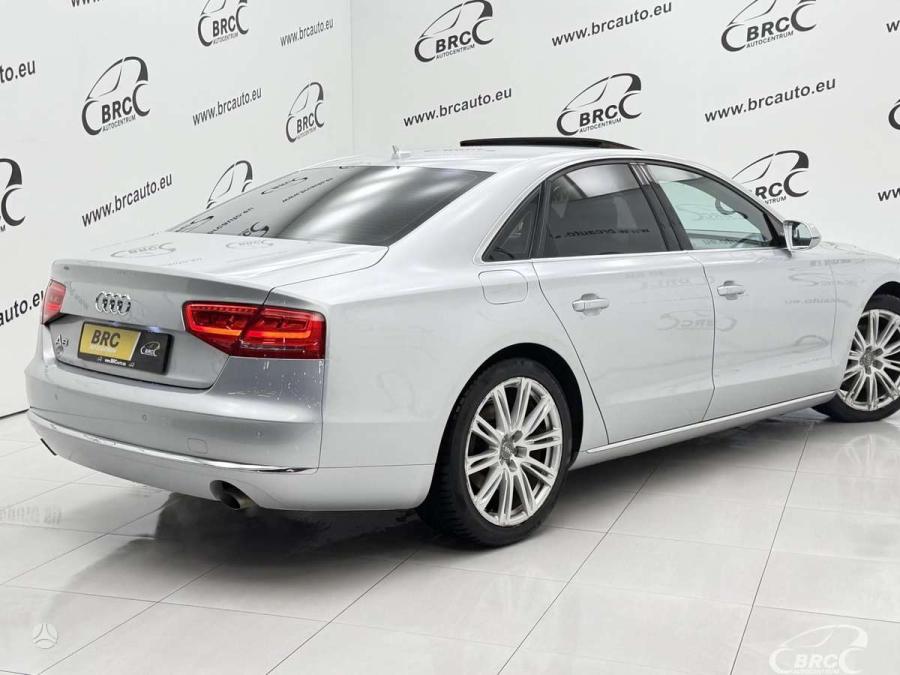 Pelēks Audi A8 2013 Viļņa, ar dzinēja tilpumu 3.00 L un nobraukumu 214 tūkst. km par 11900 €, foto 3 vietnē AUTOMOTO.COM.LV