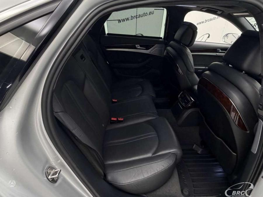 Pelēks Audi A8 2013 Viļņa, ar dzinēja tilpumu 3.00 L un nobraukumu 214 tūkst. km par 11900 €, foto 12 vietnē AUTOMOTO.COM.LV