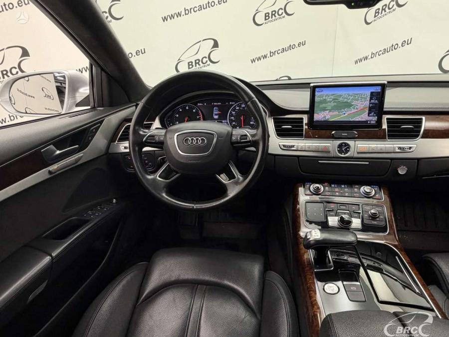 Pelēks Audi A8 2013 Viļņa, ar dzinēja tilpumu 3.00 L un nobraukumu 214 tūkst. km par 11900 €, foto 16 vietnē AUTOMOTO.COM.LV