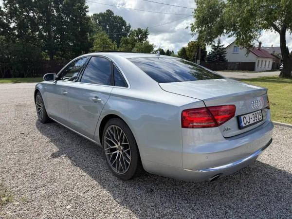 Grey Audi A8 2013 in Ventspils, with an engine capacity of 2.00 L and mileage of 157 thousand km for 17990 €, photo 6 on AUTOMOTO.COM.LV