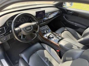 Pelēks Audi A8 2013 Ventspils, ar dzinēja tilpumu 2.00 L un nobraukumu 157 tūkst. km par 17990 €, foto 13 vietnē AUTOMOTO.COM.LV