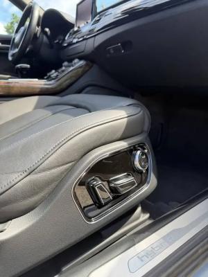 Pelēks Audi A8 2013 Ventspils, ar dzinēja tilpumu 2.00 L un nobraukumu 157 tūkst. km par 17990 €, foto 18 vietnē AUTOMOTO.COM.LV