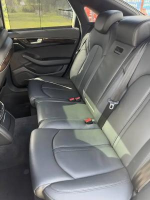 Pelēks Audi A8 2013 Ventspils, ar dzinēja tilpumu 2.00 L un nobraukumu 157 tūkst. km par 17990 €, foto 21 vietnē AUTOMOTO.COM.LV