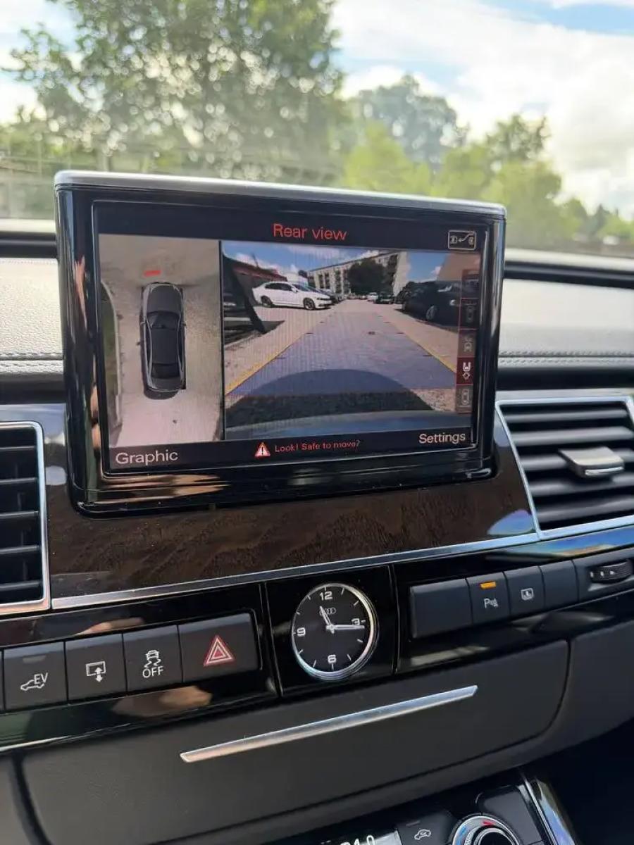 Pelēks Audi A8 2013 Ventspils, ar dzinēja tilpumu 2.00 L un nobraukumu 157 tūkst. km par 17990 €, foto 26 vietnē AUTOMOTO.COM.LV