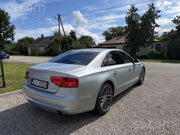 Pelēks Audi A8 2013 Ventspils, ar dzinēja tilpumu 2.00 L un nobraukumu 157 tūkst. km par 17990 €, foto 4 vietnē AUTOMOTO.COM.LV