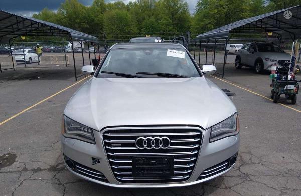 Grey Audi A8 2013 in Vilnius, with an engine capacity of 3.00 L and mileage of 138 thousand km for 7600 €, photo 3 on AUTOMOTO.COM.LV