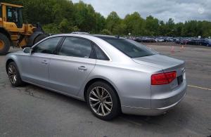 Grey Audi A8 2013 in Vilnius, with an engine capacity of 3.00 L and mileage of 138 thousand km for 7600 €, photo 8 on AUTOMOTO.COM.LV