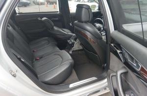 Grey Audi A8 2013 in Vilnius, with an engine capacity of 3.00 L and mileage of 138 thousand km for 7600 €, photo 17 on AUTOMOTO.COM.LV
