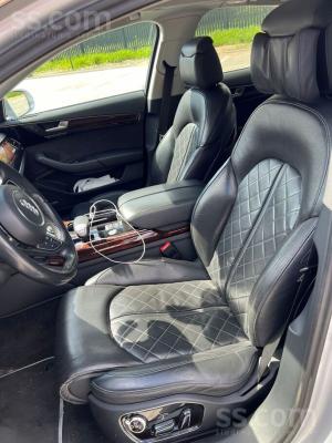Grey Audi A8 2013 in Riga, with an engine capacity of 3.00 L and mileage of 310 thousand km for 11500 €, photo 9 on AUTOMOTO.COM.LV