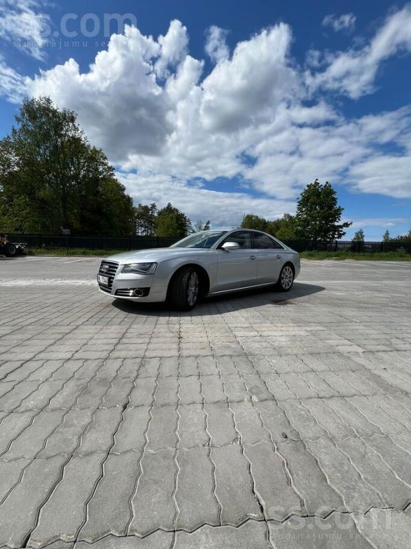 Grey Audi A8 2013 in Riga, with an engine capacity of 3.00 L and mileage of 310 thousand km for 11500 €, photo 3 on AUTOMOTO.COM.LV