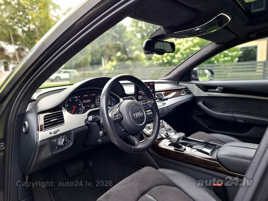 Grey Audi A8 2013 in Tallinn, with an engine capacity of 3.00 L and mileage of 188 thousand km for 17900 €, photo 11 on AUTOMOTO.COM.LV