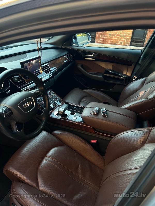 Grey Audi A8 2013 in Tallinn, with an engine capacity of 3.00 L and mileage of 119 thousand km for 18000 €, photo 9 on AUTOMOTO.COM.LV