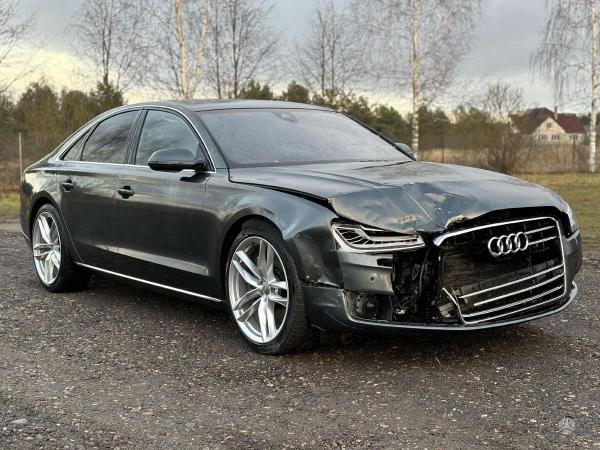 Pelēks Audi A8 2014 Ukmergė, ar dzinēja tilpumu 4.13 L un nobraukumu 295 tūkst. km par 8300 €, foto 3 vietnē AUTOMOTO.COM.LV
