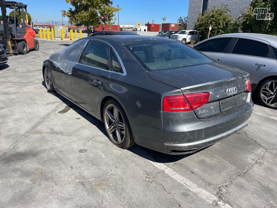 Grey Audi A8 2014 in Vilnius, with an engine capacity of 4.00 L and mileage of 222 thousand km for 6900 €, photo 11 on AUTOMOTO.COM.LV