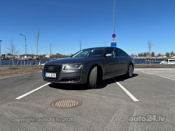 Grey Audi A8 2014 in Tallinn, with an engine capacity of 4.20 L and mileage of 278 thousand km for 17900 €, photo 1 on AUTOMOTO.COM.LV
