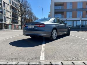 Pelēks Audi A8 2014 Tallina, ar dzinēja tilpumu 4.20 L un nobraukumu 278 tūkst. km par 17900 €, foto 3 vietnē AUTOMOTO.COM.LV