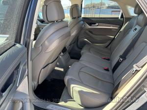 Pelēks Audi A8 2014 Tallina, ar dzinēja tilpumu 4.20 L un nobraukumu 278 tūkst. km par 17900 €, foto 8 vietnē AUTOMOTO.COM.LV