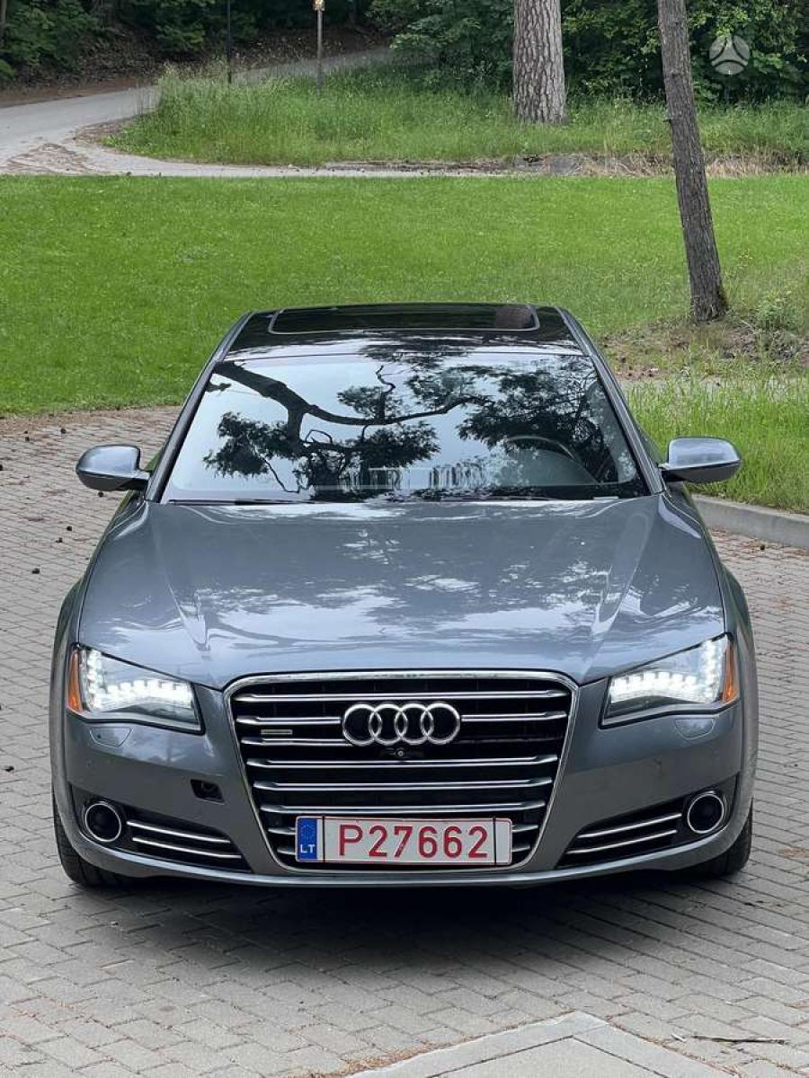 Grey Audi A8 2014 in Vilnius, with an engine capacity of 4.00 L and mileage of 223 thousand km for 8500 €, photo 4 on AUTOMOTO.COM.LV