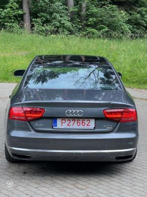 Grey Audi A8 2014 in Vilnius, with an engine capacity of 4.00 L and mileage of 223 thousand km for 8500 €, photo 9 on AUTOMOTO.COM.LV