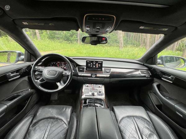 Grey Audi A8 2014 in Vilnius, with an engine capacity of 4.00 L and mileage of 223 thousand km for 8500 €, photo 10 on AUTOMOTO.COM.LV