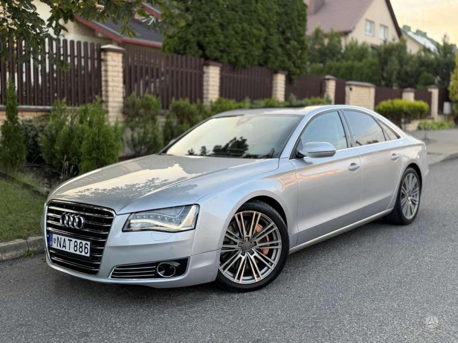 Grey Audi A8 2014 in Vilnius, with an engine capacity of 4.13 L and mileage of 280 thousand km for 11950 €, photo 4 on AUTOMOTO.COM.LV