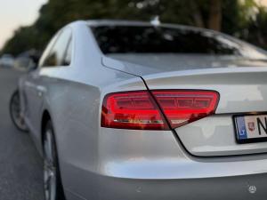 Grey Audi A8 2014 in Vilnius, with an engine capacity of 4.13 L and mileage of 280 thousand km for 11950 €, photo 18 on AUTOMOTO.COM.LV