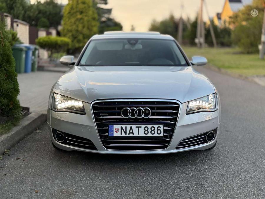 Grey Audi A8 2014 in Vilnius, with an engine capacity of 4.13 L and mileage of 280 thousand km for 11950 €, photo 34 on AUTOMOTO.COM.LV