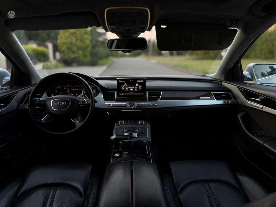 Grey Audi A8 2014 in Vilnius, with an engine capacity of 4.13 L and mileage of 280 thousand km for 11950 €, photo 52 on AUTOMOTO.COM.LV