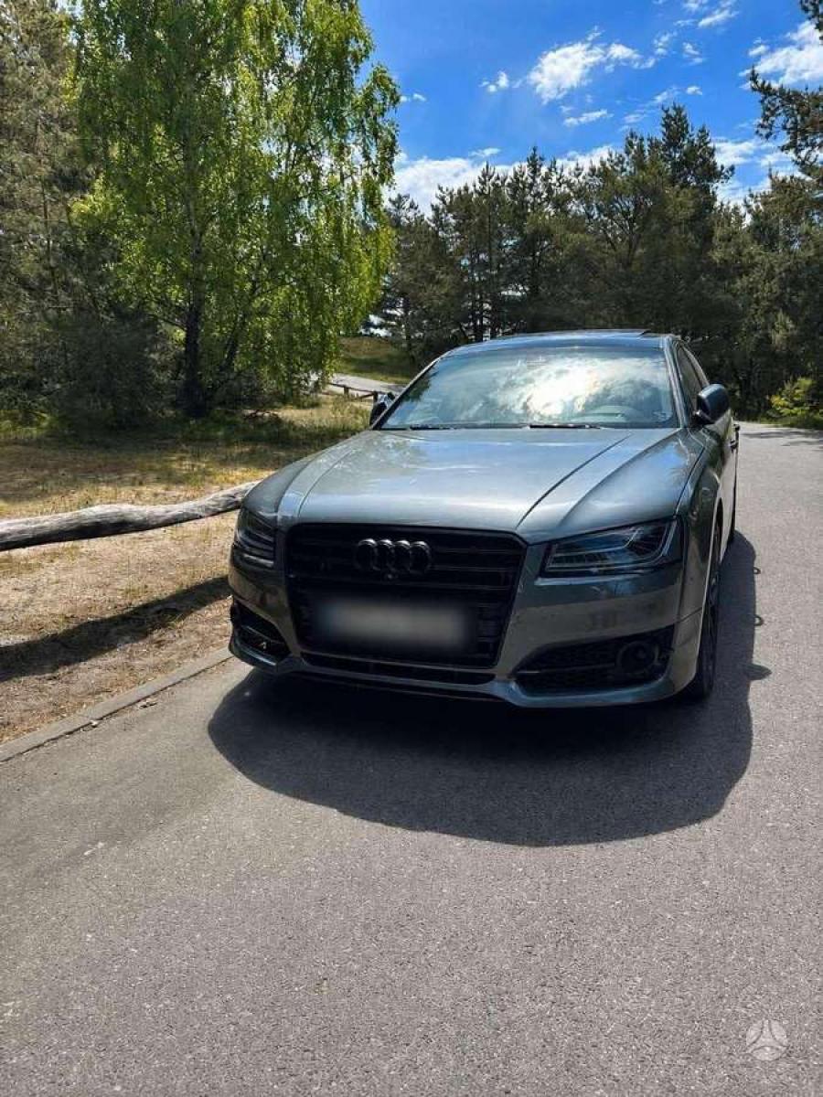 Pelēks Audi A8 2015 Kauņa, ar dzinēja tilpumu 4.00 L un nobraukumu 155 tūkst. km par 17100 €, foto 1 vietnē AUTOMOTO.COM.LV
