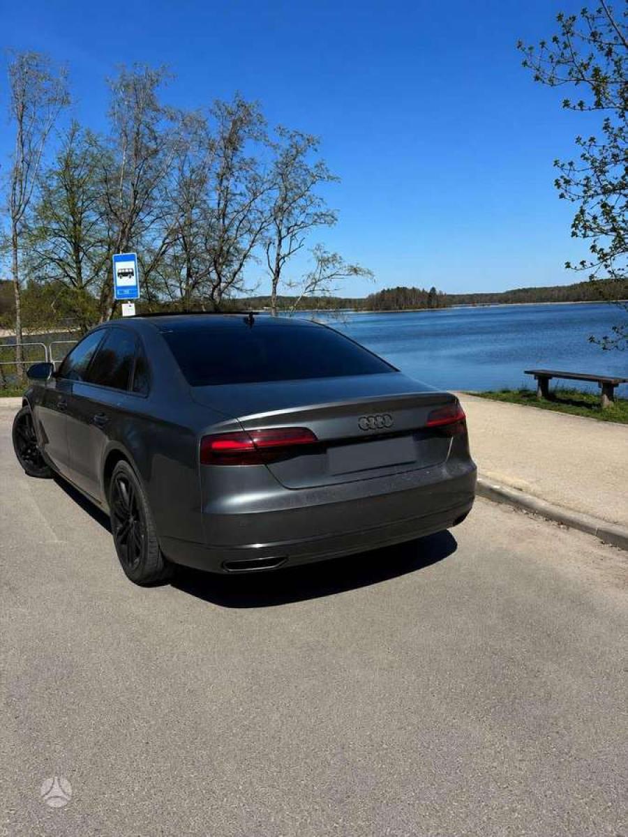 Pelēks Audi A8 2015 Kauņa, ar dzinēja tilpumu 4.00 L un nobraukumu 155 tūkst. km par 17100 €, foto 3 vietnē AUTOMOTO.COM.LV