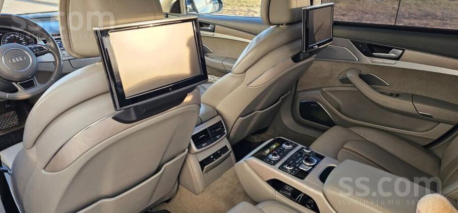 Grey Audi A8 2015 in Preili, with an engine capacity of 4.20 L and mileage of 313 thousand km for 22100 €, photo 11 on AUTOMOTO.COM.LV